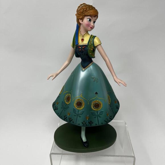 Enesco | Design | Disney Showcase Couture De Force Frozen Fever Anna ...